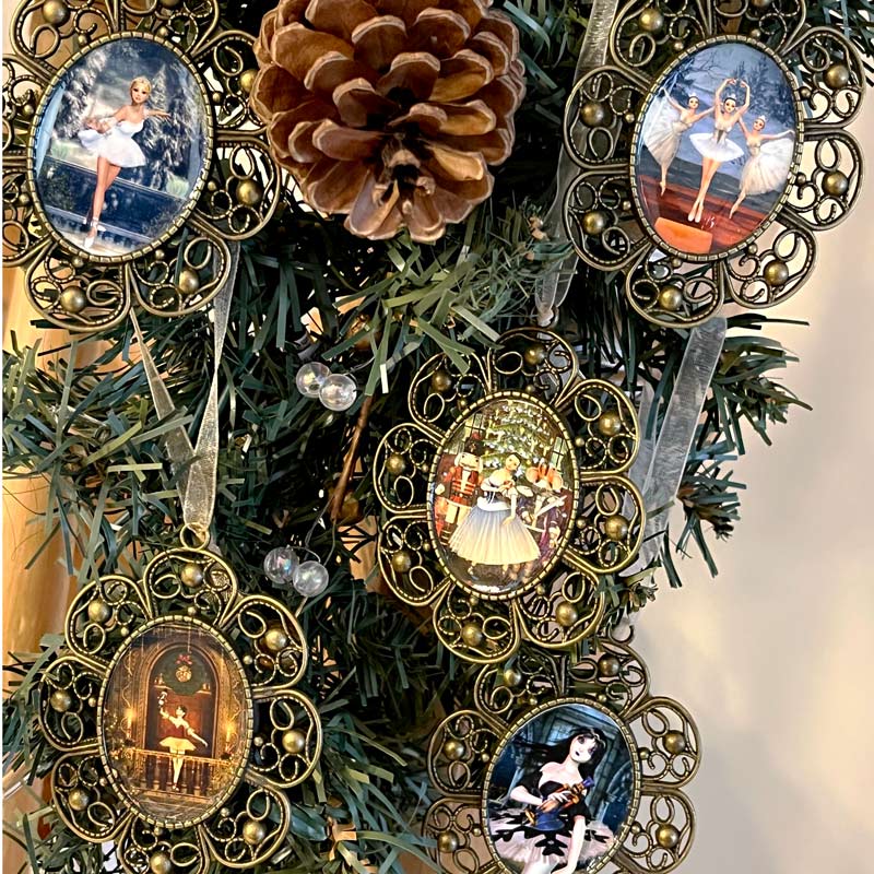 Metal Ornaments featuring the artworks of artist Donna Lisa – Donna ...